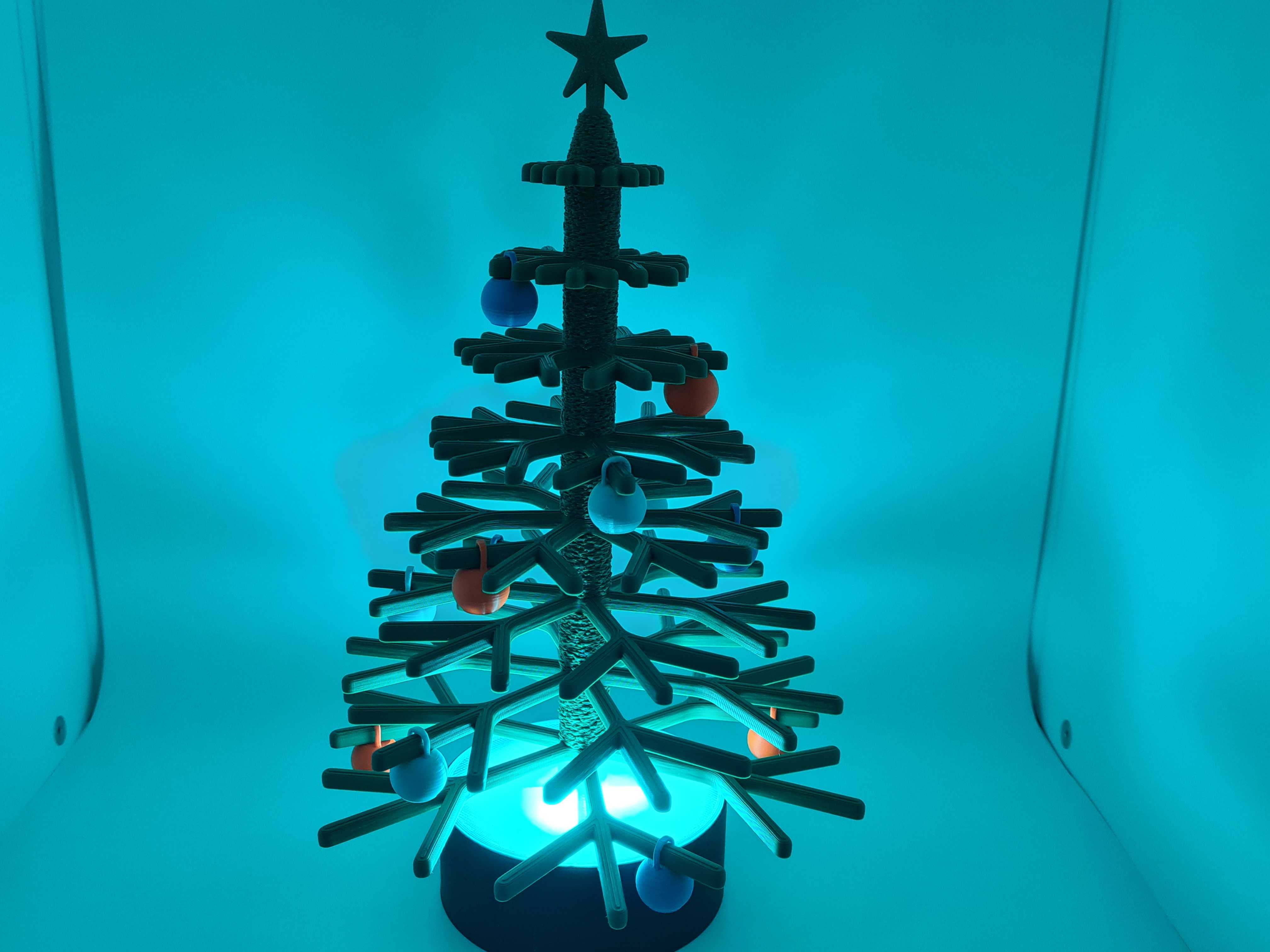 Interlocking Christmas Tree with Ornament (update: light version) by ...
