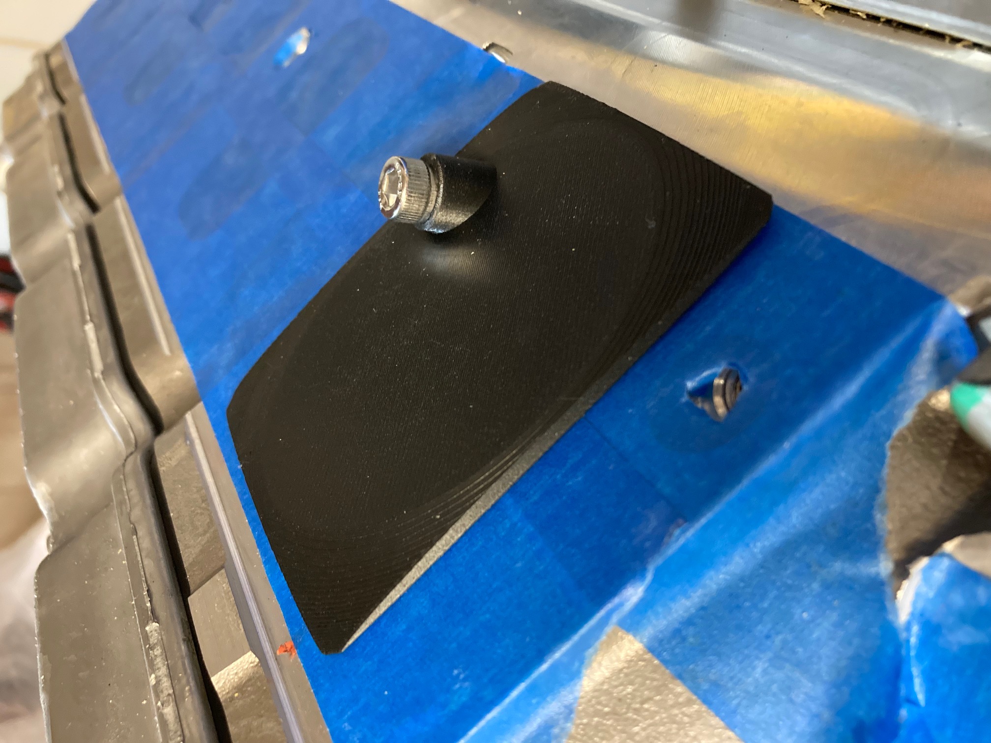 LS3 Head Intake Port Block Off Plate by Don English | Download free STL ...