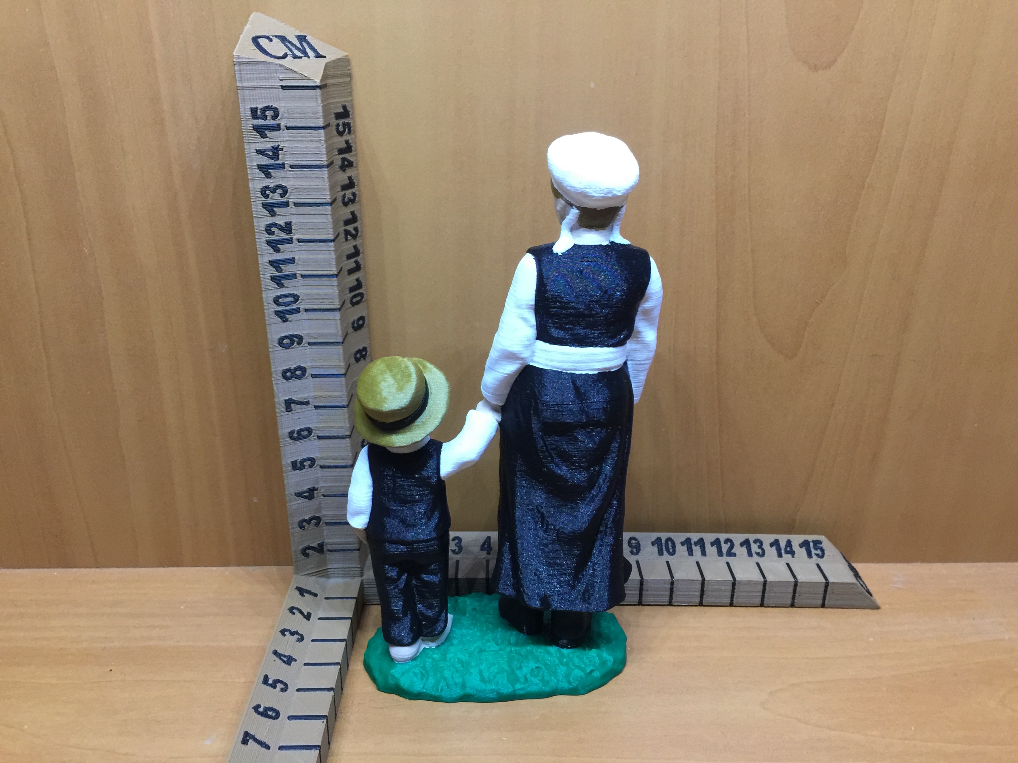 Amish Mother by StarLabs3D | Download free STL model | Printables.com