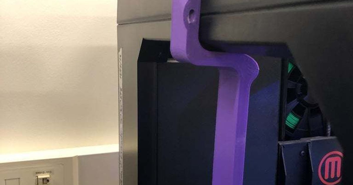 MakerBot Replicator 5th Gen & Replicator+ Spool Holder / Adapter by ...