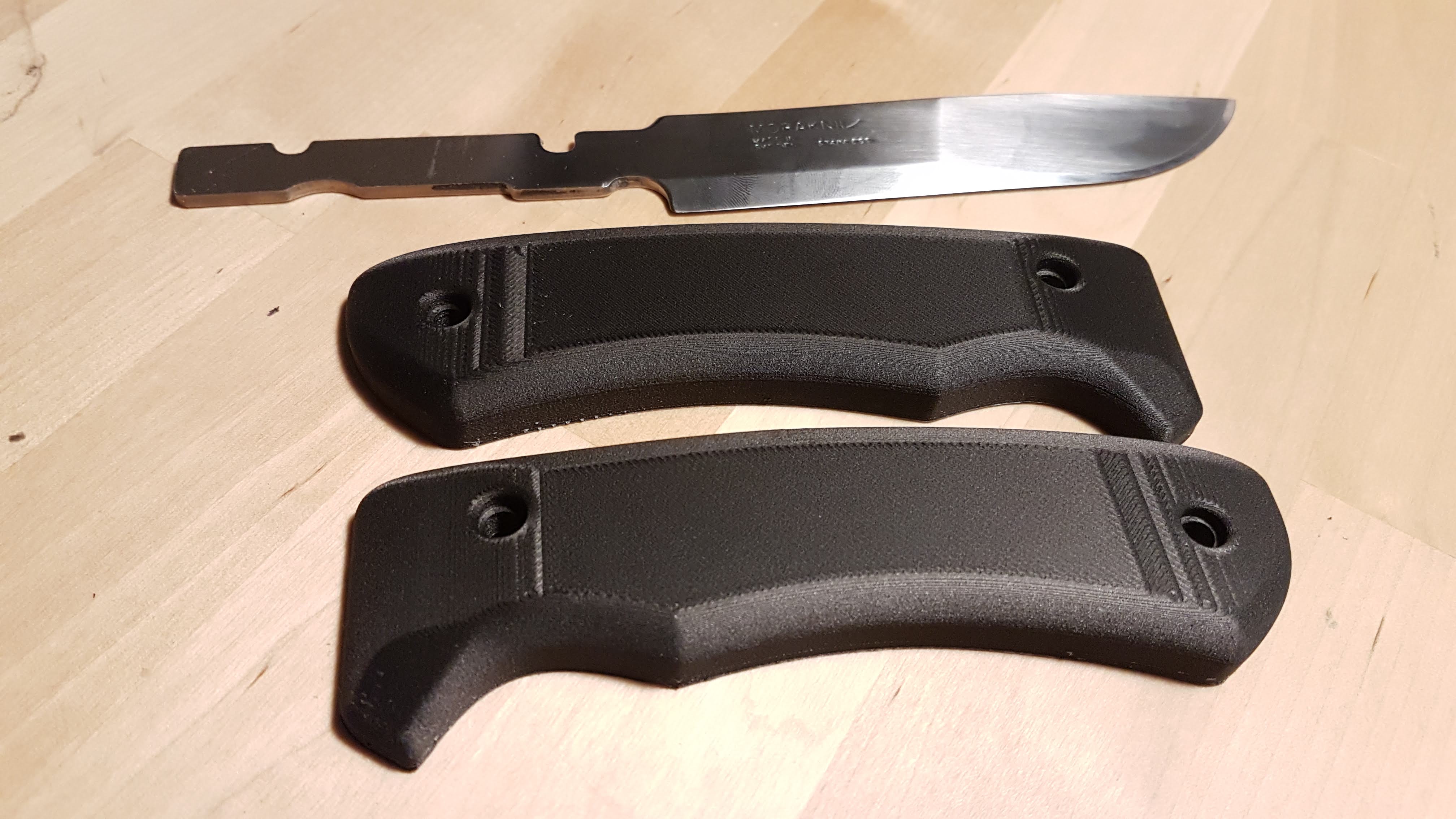 Printed knife handle for Morakniv no. 2000 blade by Cederb | Download ...