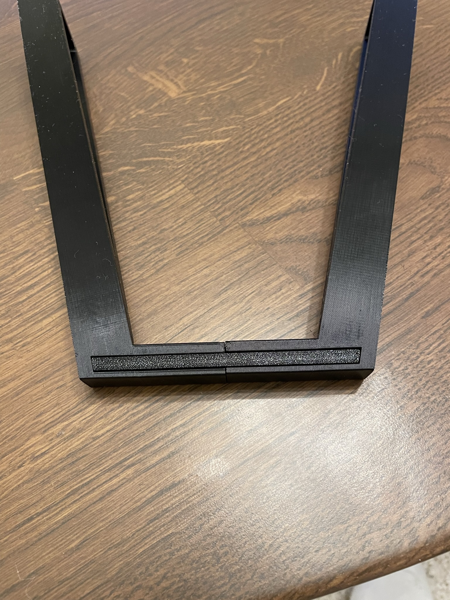 V style low profile laptop stand/riser by rikskeff | Download free STL ...