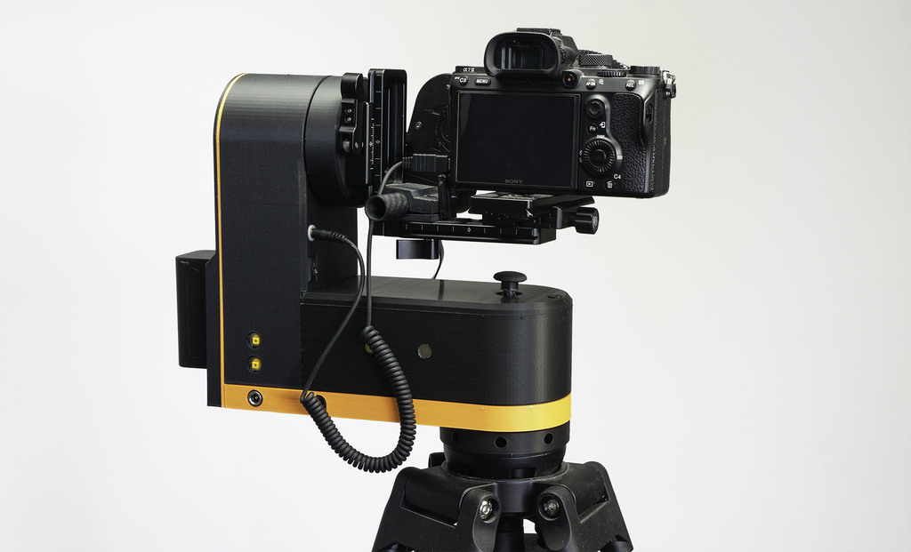 Camera Pan Tilt Head - Digital Bird by Colin Henderson | Download free ...