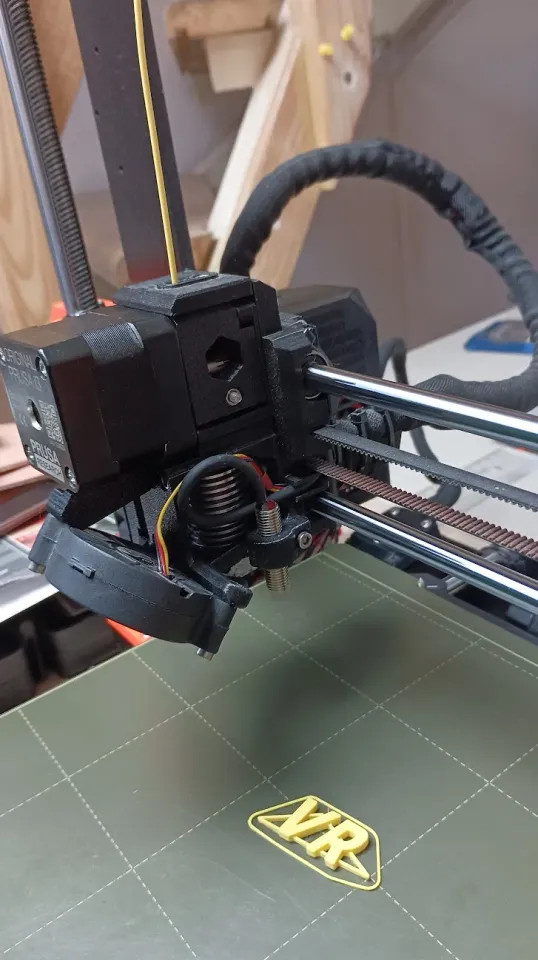 VR logo + keychain by JL Creative Studio | Download free STL model ...