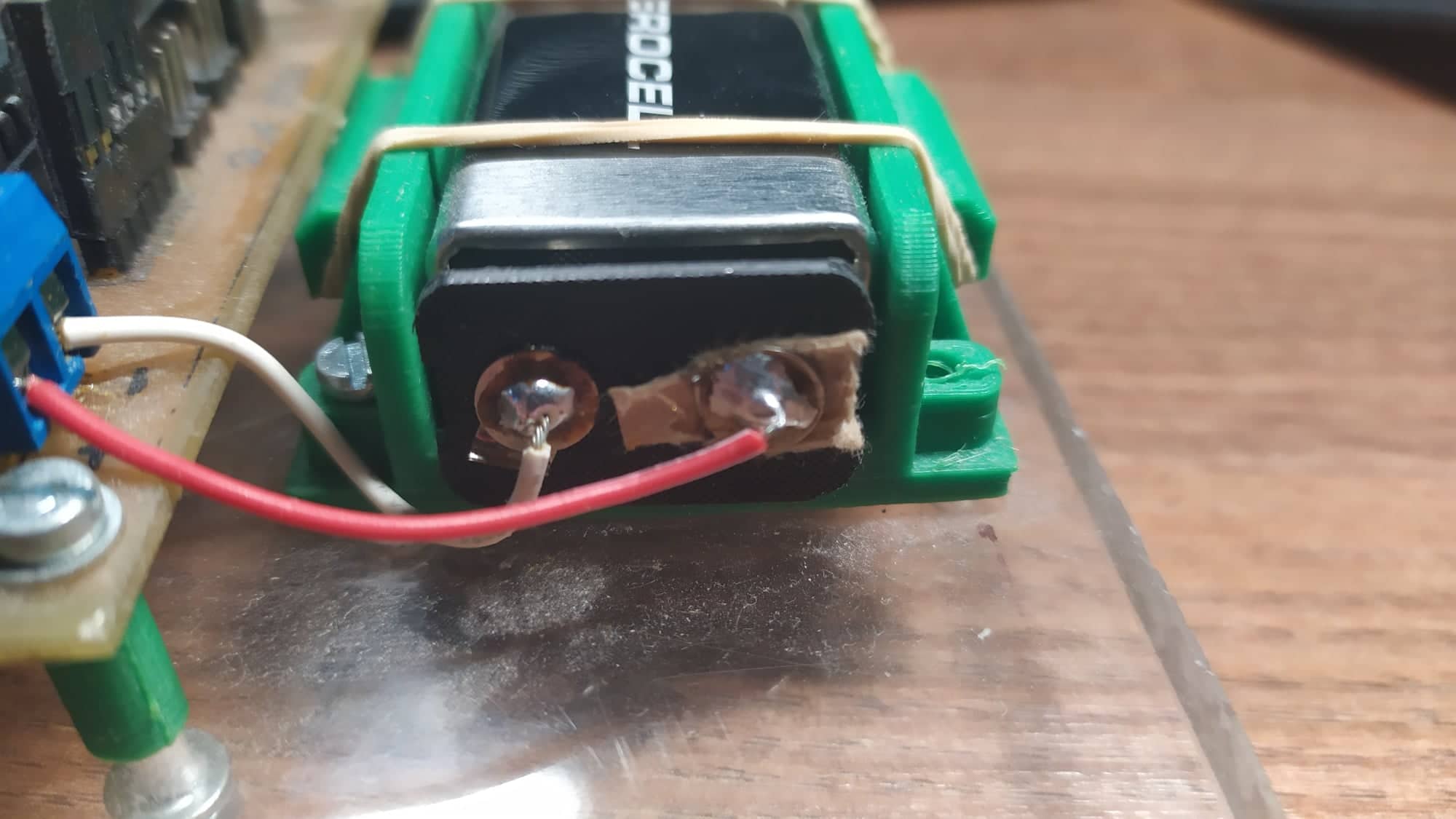 9V battery holder by Fractal | Download free STL model | Printables.com