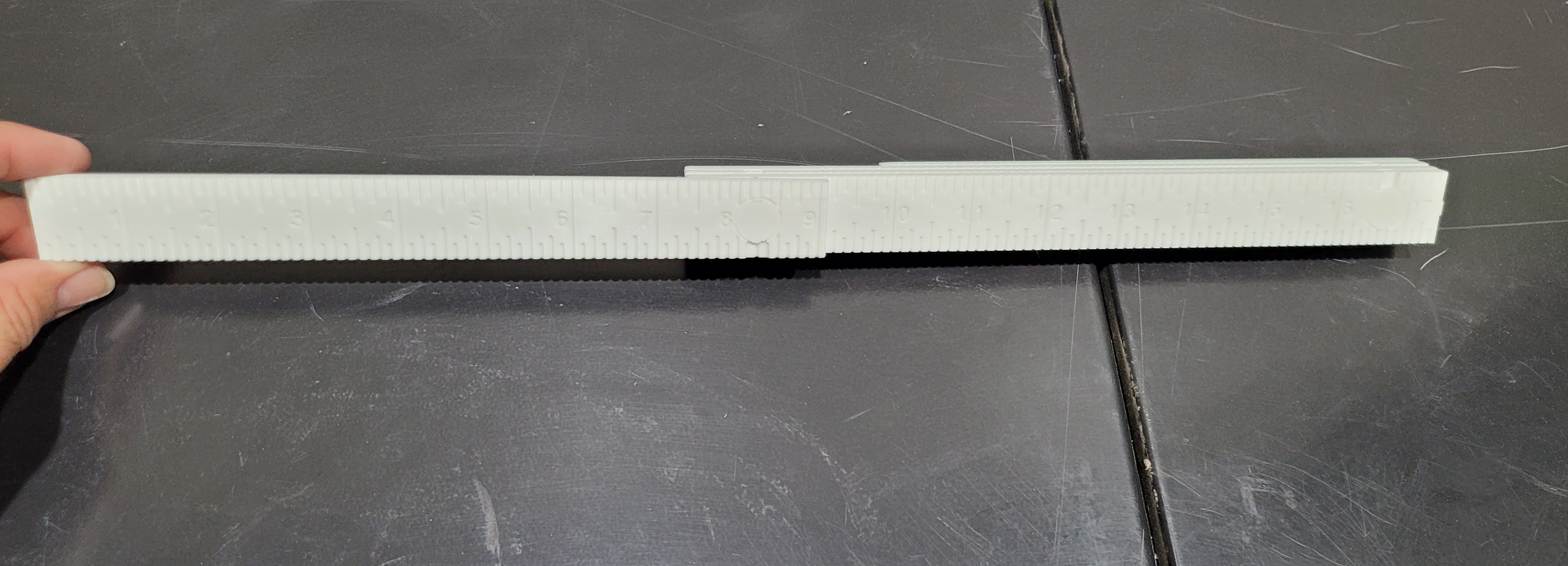 Print in place foldable ruler 40 in long by Mocodroid | Download free ...