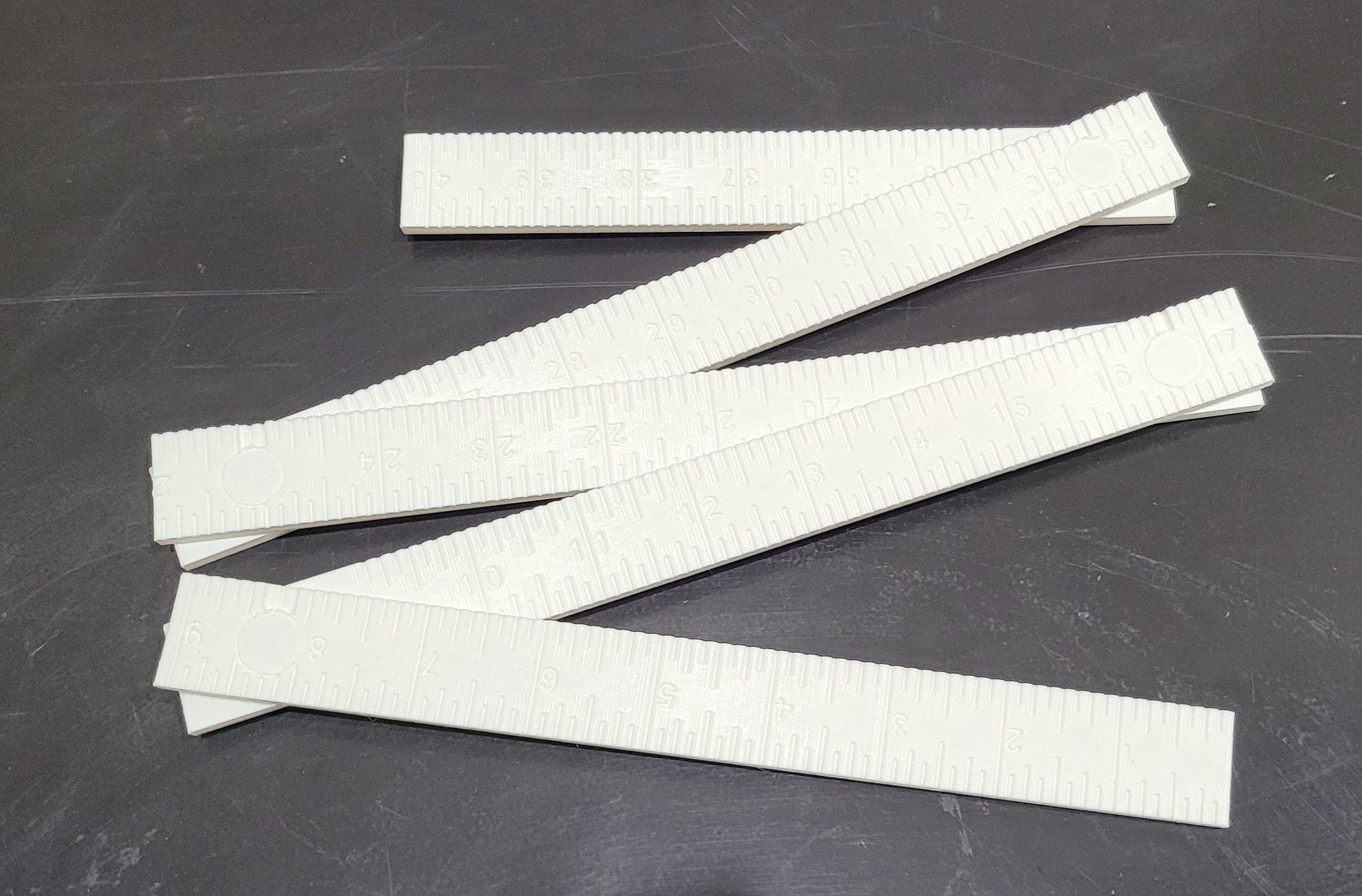 Print in place foldable ruler 40 in long by Mocodroid | Download free ...