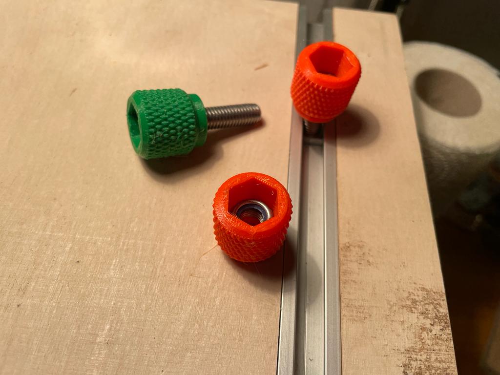 Knurled Screw /Knob/ Nut M3, M4, M5, M6, M8 von genja | Kostenloses STL ...
