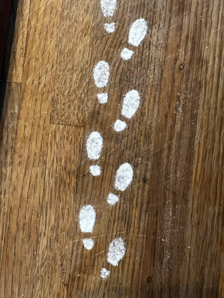 Bootprints Footprints Elf on the shelf Wichtel by Leon | Download free ...