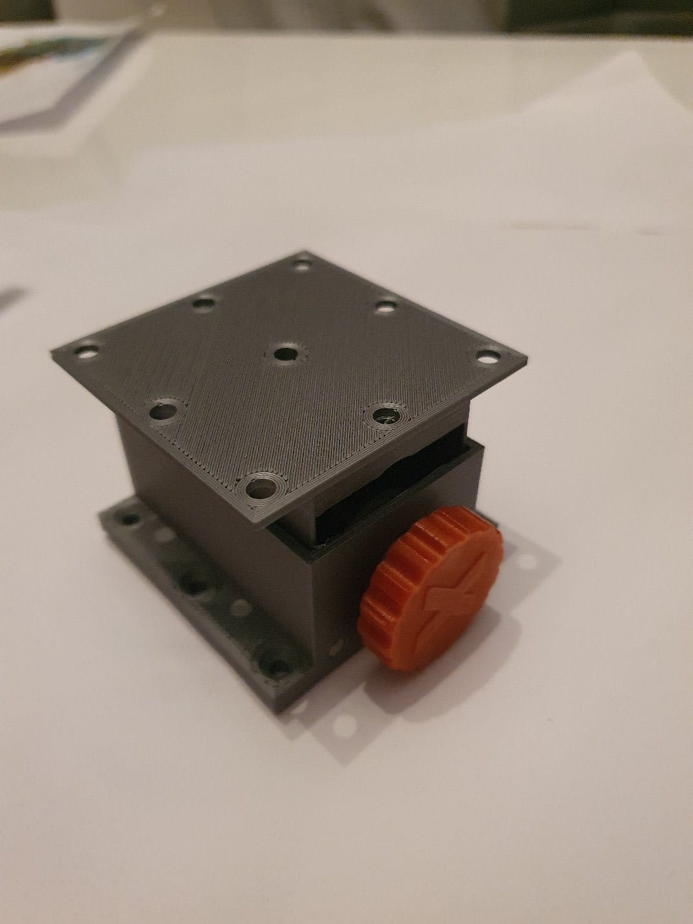 Linear Stages / Positioning Tables for measurements - XYZ-table by ...