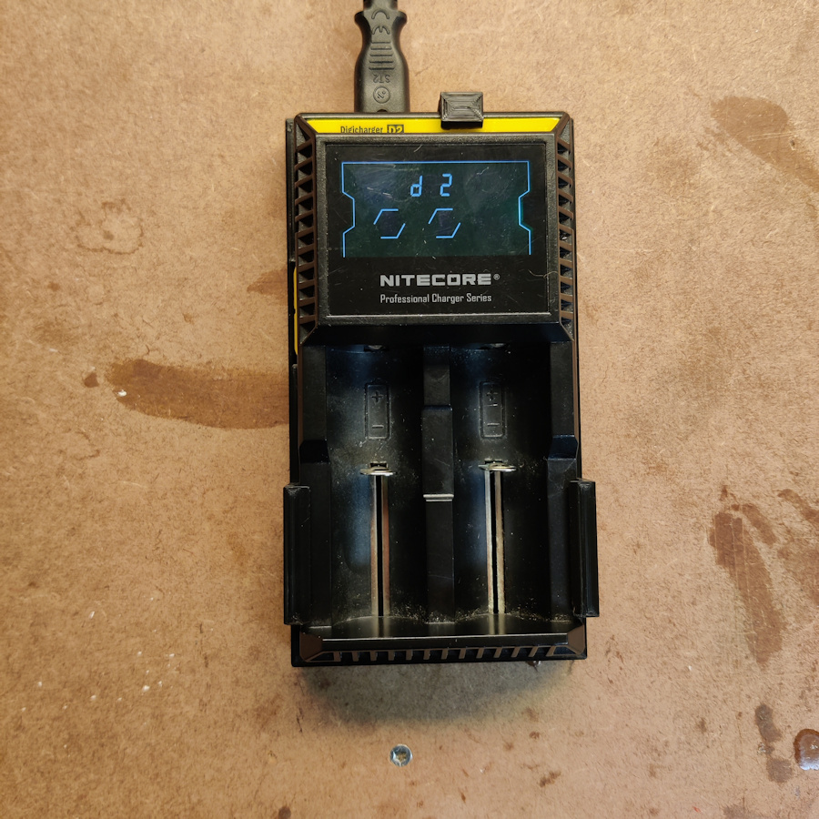Nitecore Digicharger D2 Wall mount by DocHertz | Download free STL ...