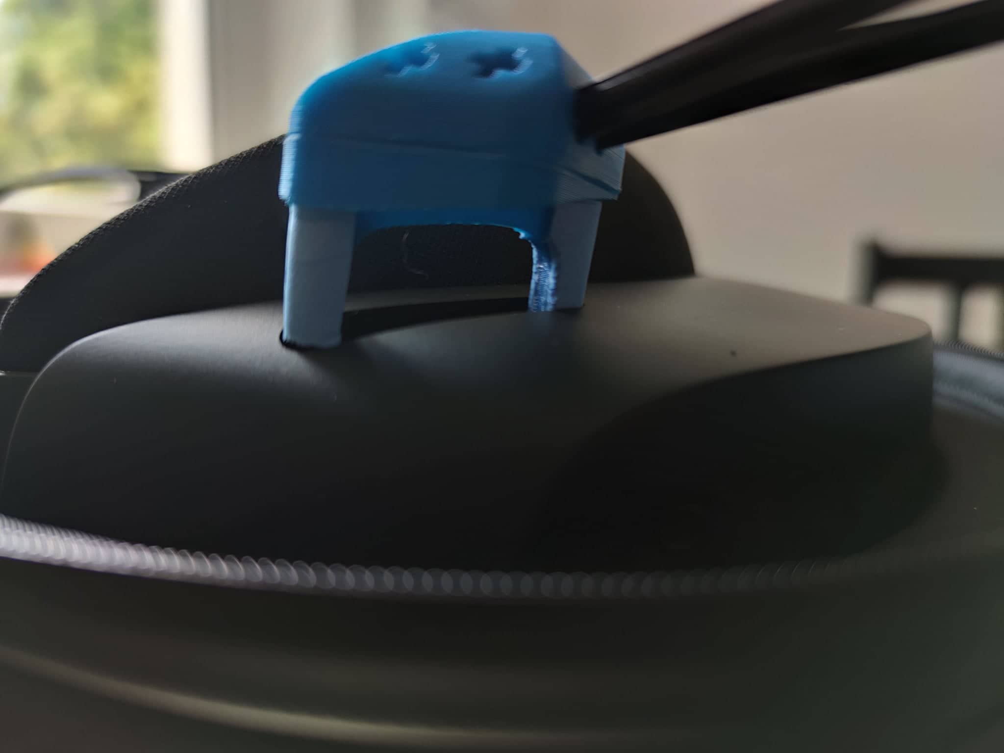 Hololens 1 & 2 Tracking Attachments by AP_Design | Download free STL ...