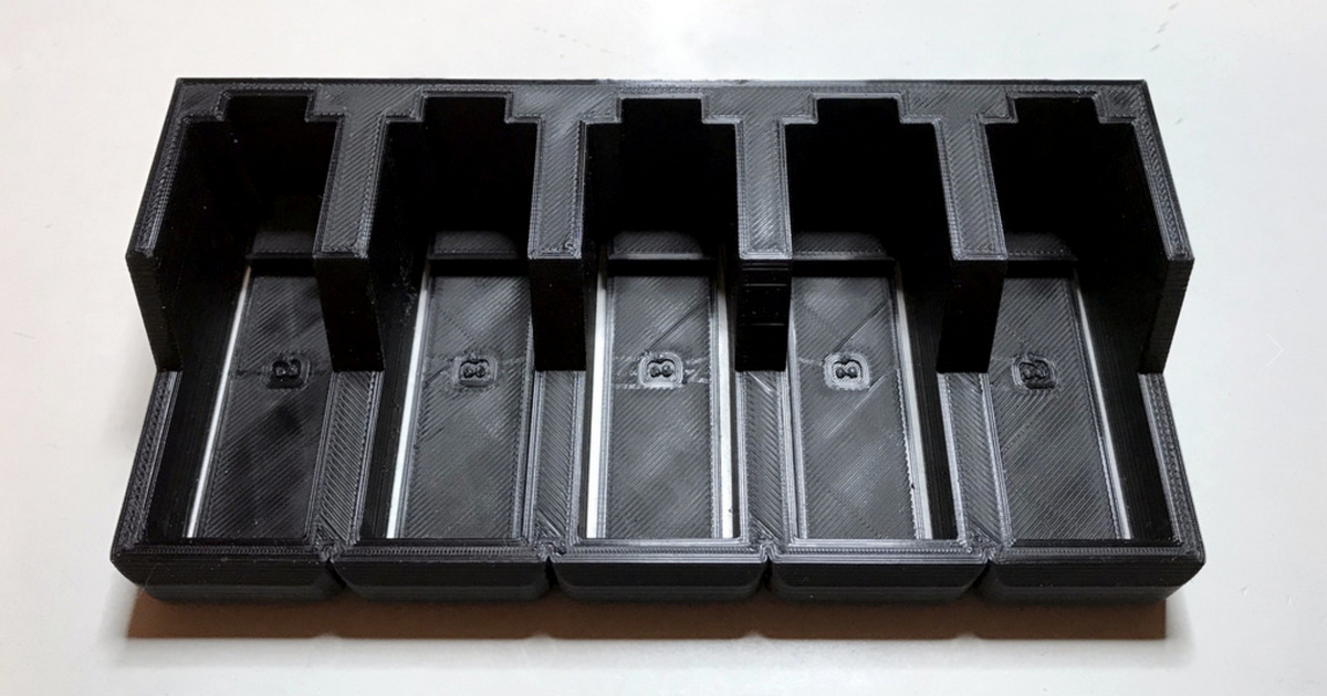 Airsoft M4 mag skadis holder Remixed by Suspense - MakerWorld