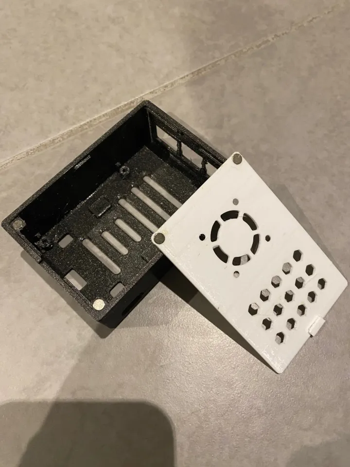 Raspberry Pi 4 B+ skadis Case by jbnadal | Download free STL model ...