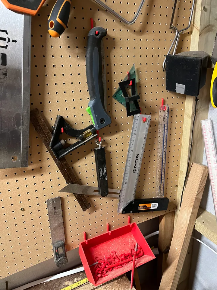 Pegboard hooks for 15mm Pegboards by Marko118 | Download free STL model | Printables.com