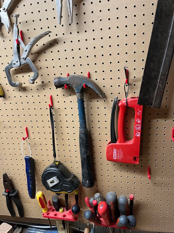 Pegboard hooks for 15mm Pegboards by Marko118 | Download free STL model | Printables.com