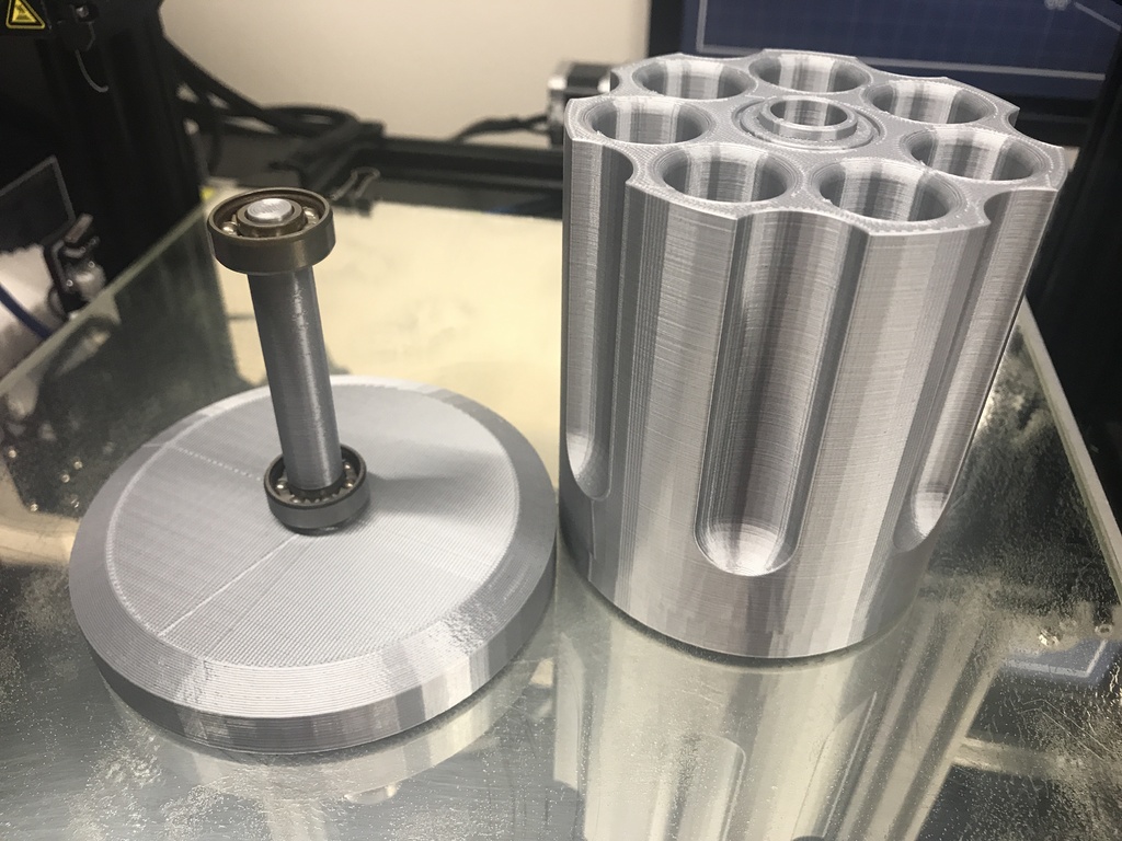 Spinning Revolver pen holder by DigChaos | Download free STL model ...