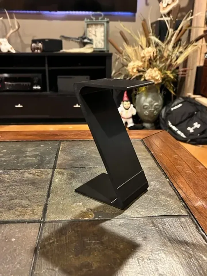 Helmet Display Stand by BDMT123 | Download free STL model | Printables.com