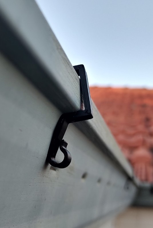 Christmas lights clip for old WA Australian gutter profile by TBII78 ...