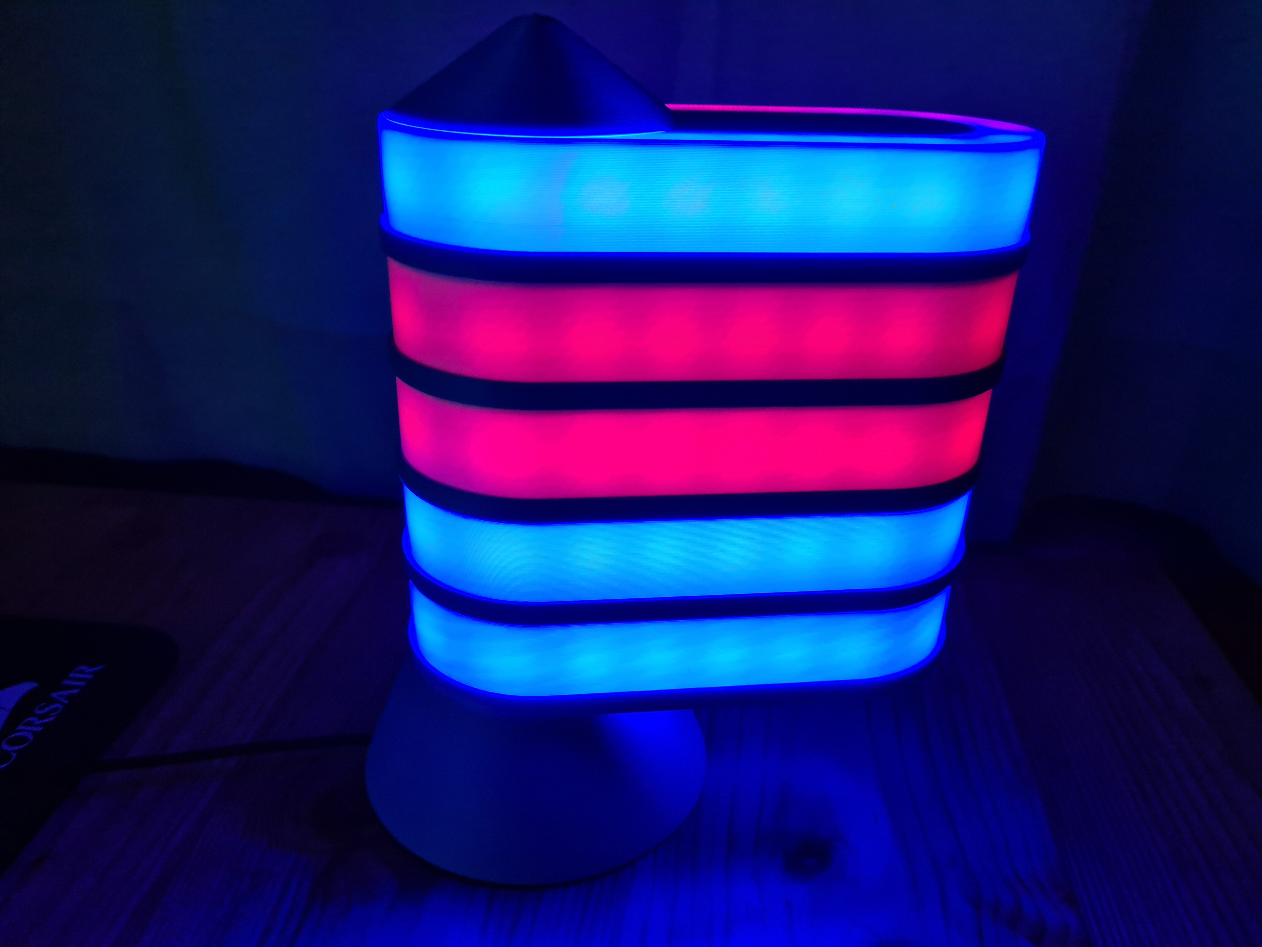 LED Wing Lamp Stackable and Rotatable (Video) by Flotschi | Download ...