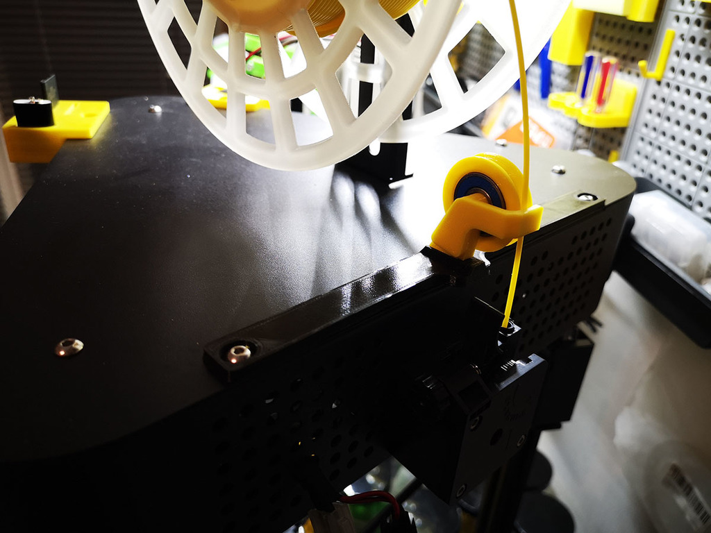 FLSUN Q5 Filament Roller Guide by ciubecca | Download free STL model ...