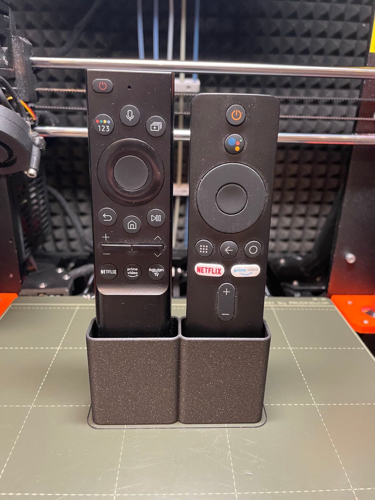 Simple Customizable Remote Holder by Przemek Grondek | Download free ...