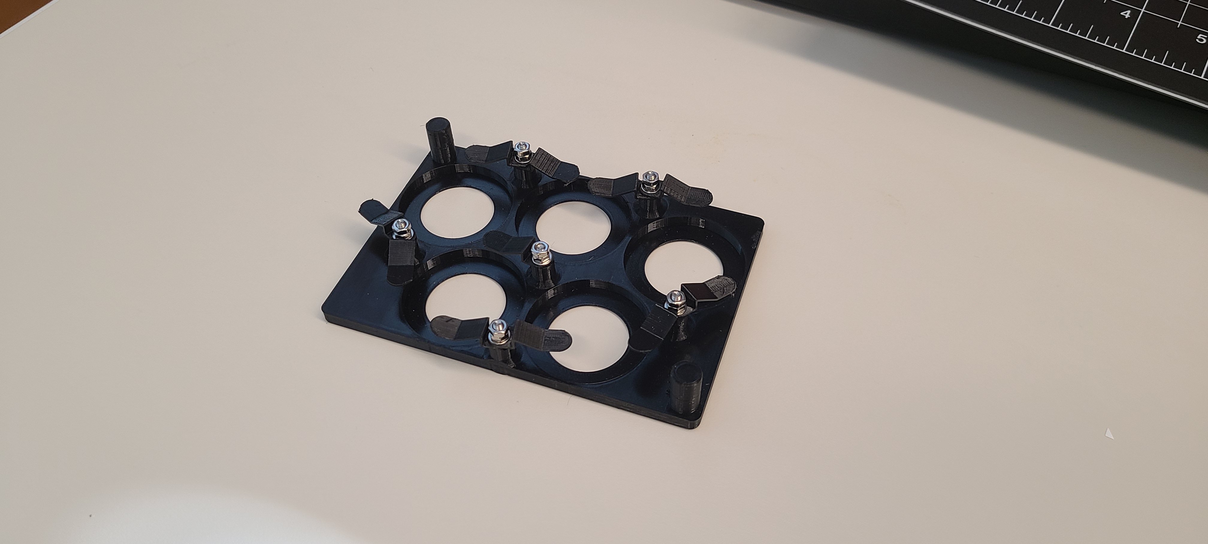 Microscope dish holder insert by Zbysio | Download free STL model ...