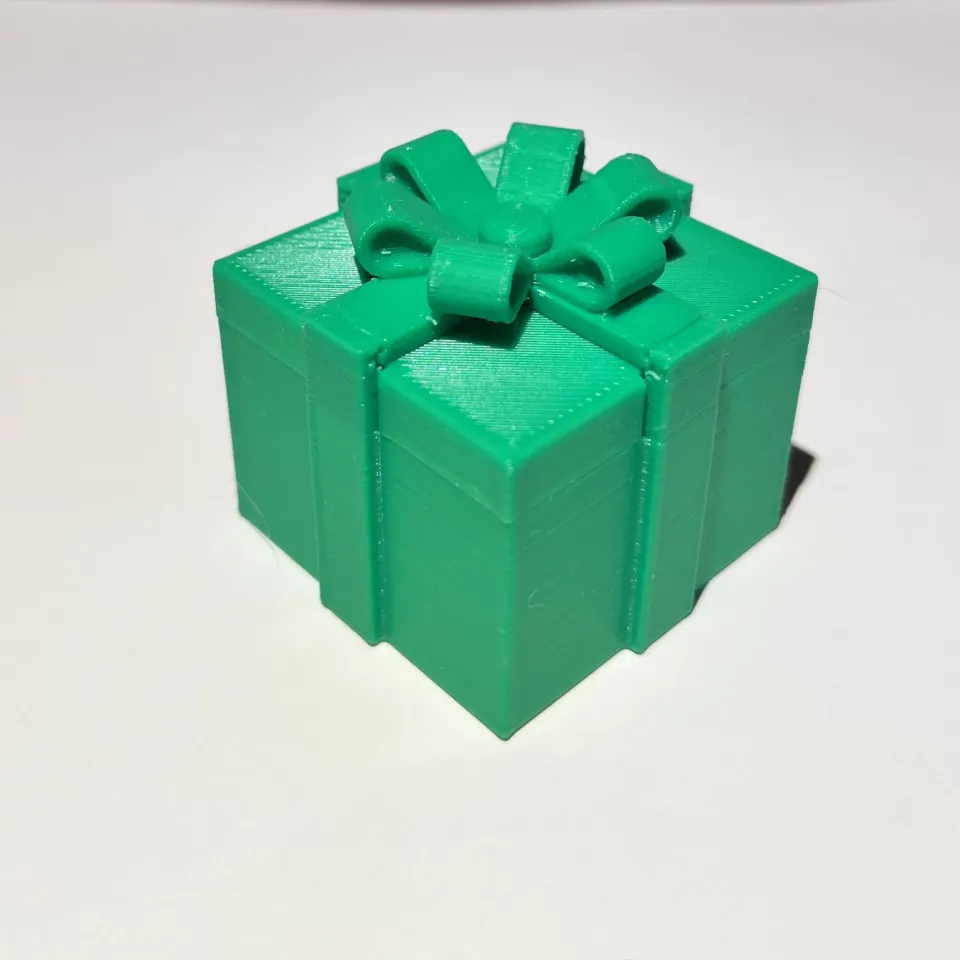 Present box with spinning latch by Andi @ LFG Design | Download free ...