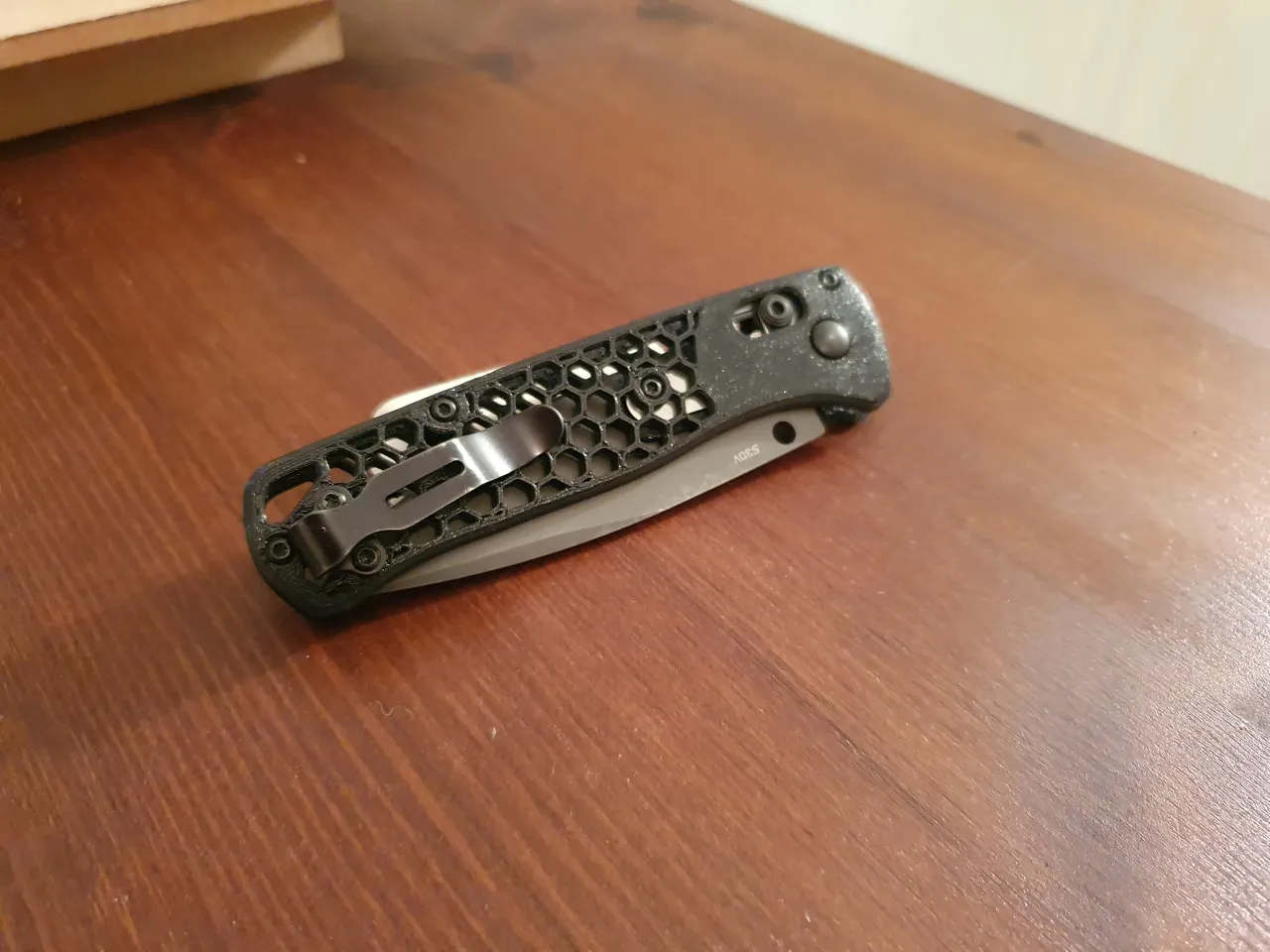 Benchmade Bugout 535 Knife Scales by Henne | Download free STL model ...