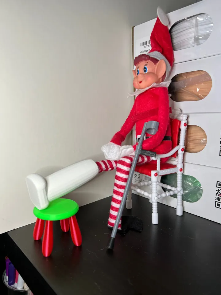 Elf on the shelf - Plaster Cast & Crutch by Moiaussi | Download free ...