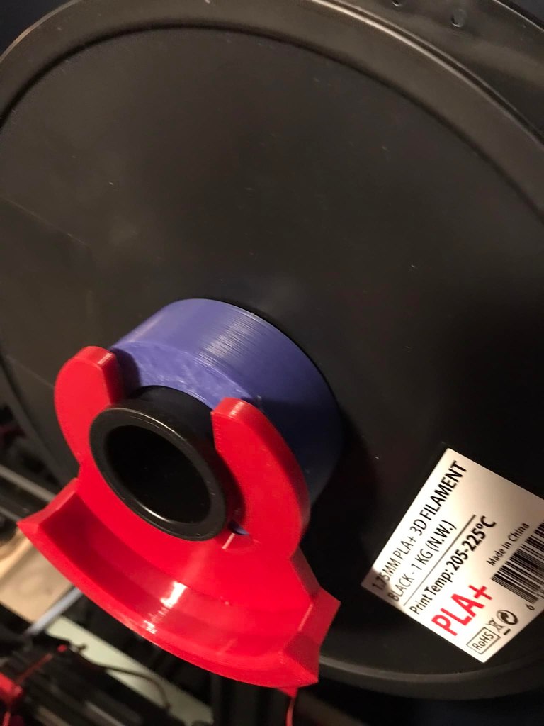 Ender 3 Style Filament Spool Locking Clips and Spacers von JEBurroughs ...