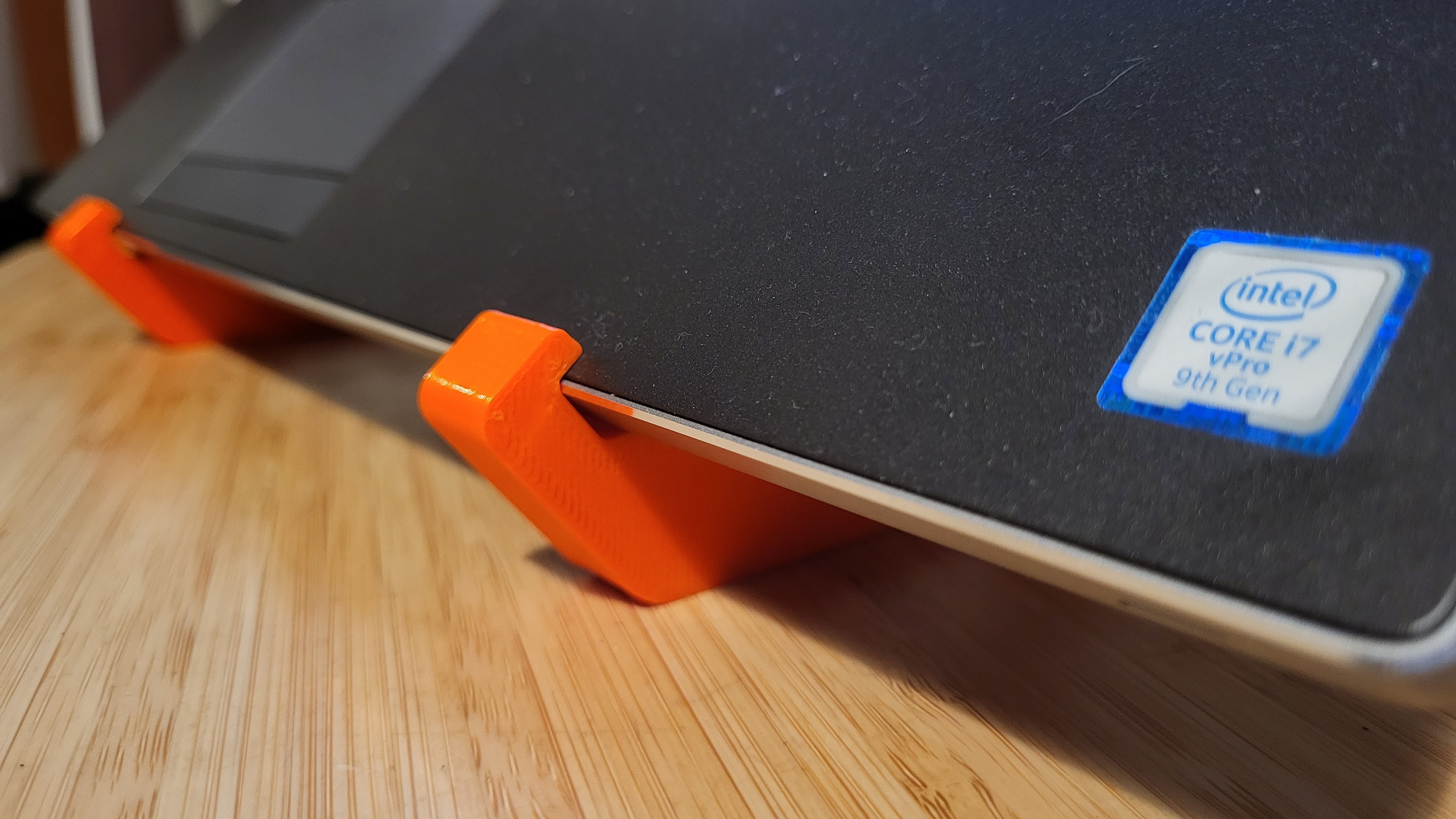 Notebook Stand (DELL Precision 7540) by vrata48 | Download free STL ...