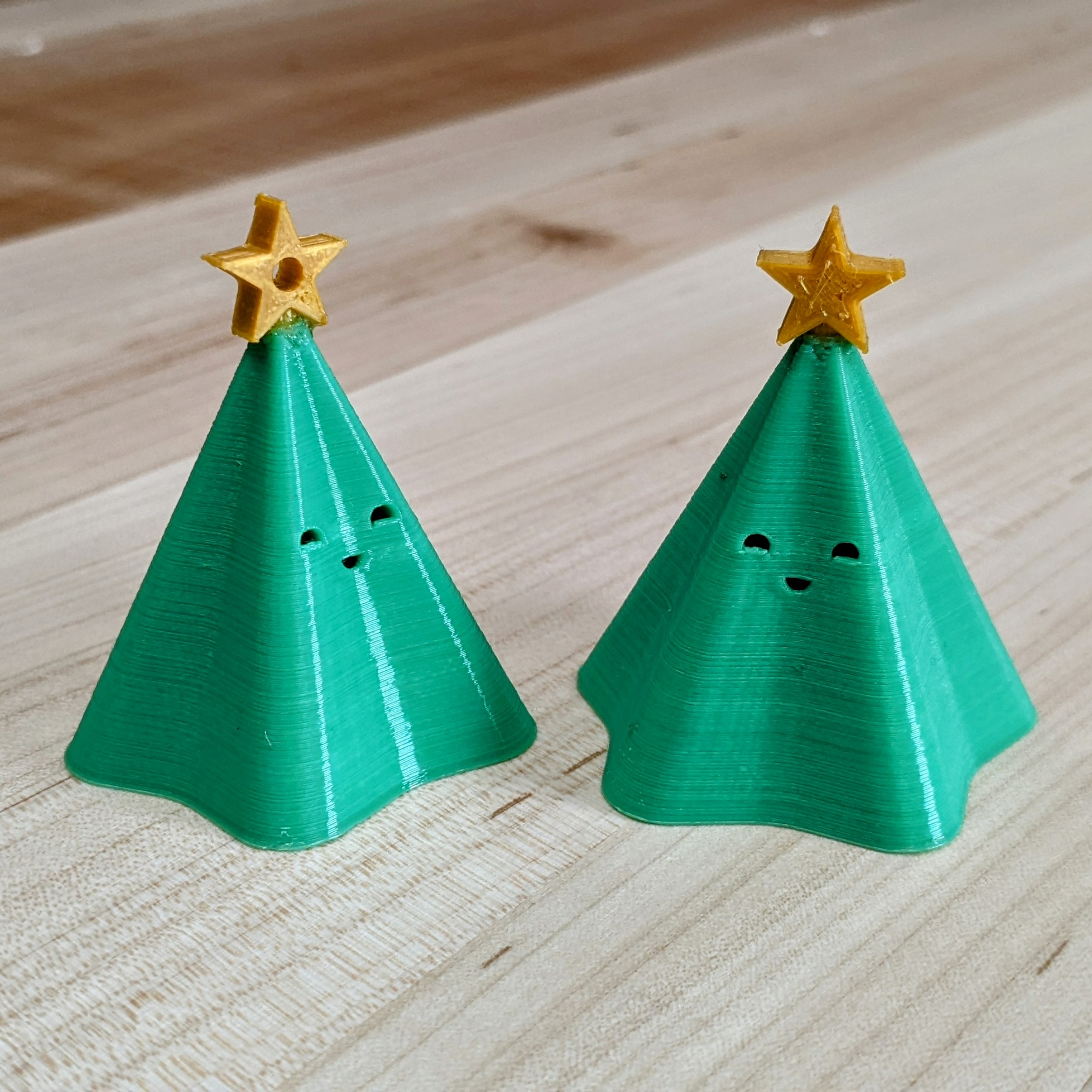 Happy Lil Christmas Tree by Adam from Powerbelt3D | Download free STL ...