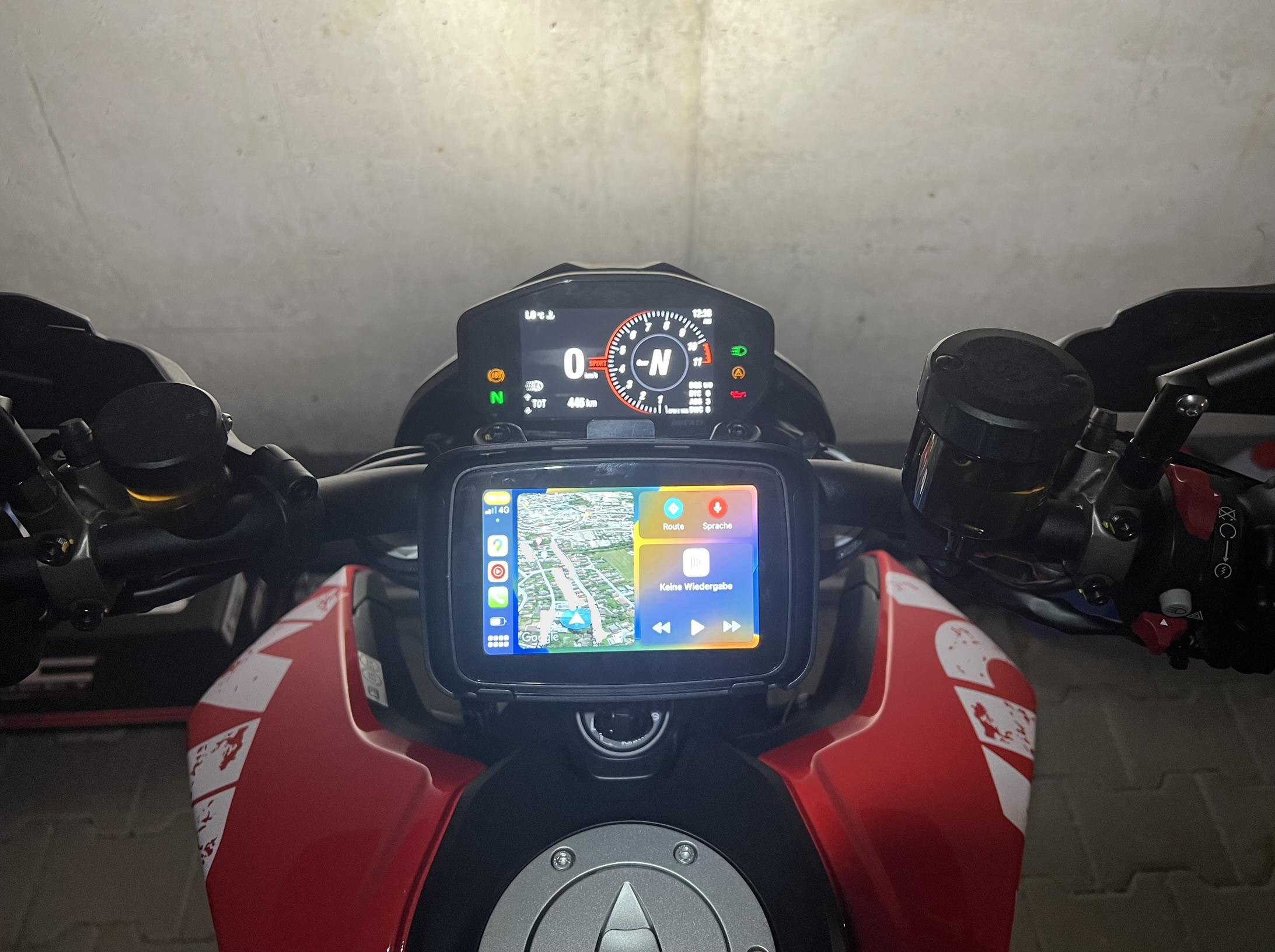 Ducati Hypermotard 950 CarPlay Display Adapter by Tim92 | Download free ...