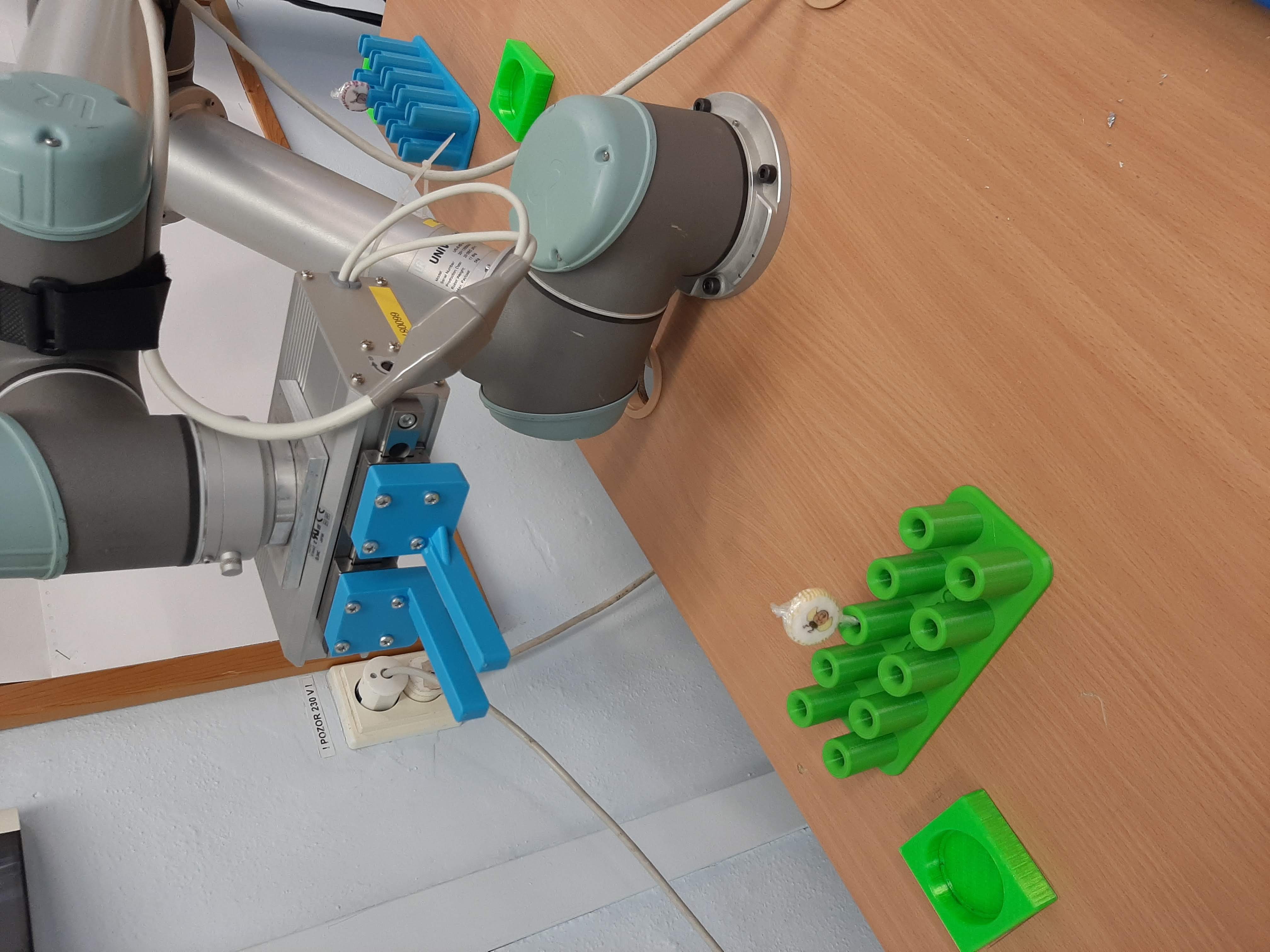 Robot collet - lollipop holder by martin_pihrt | Download free STL ...