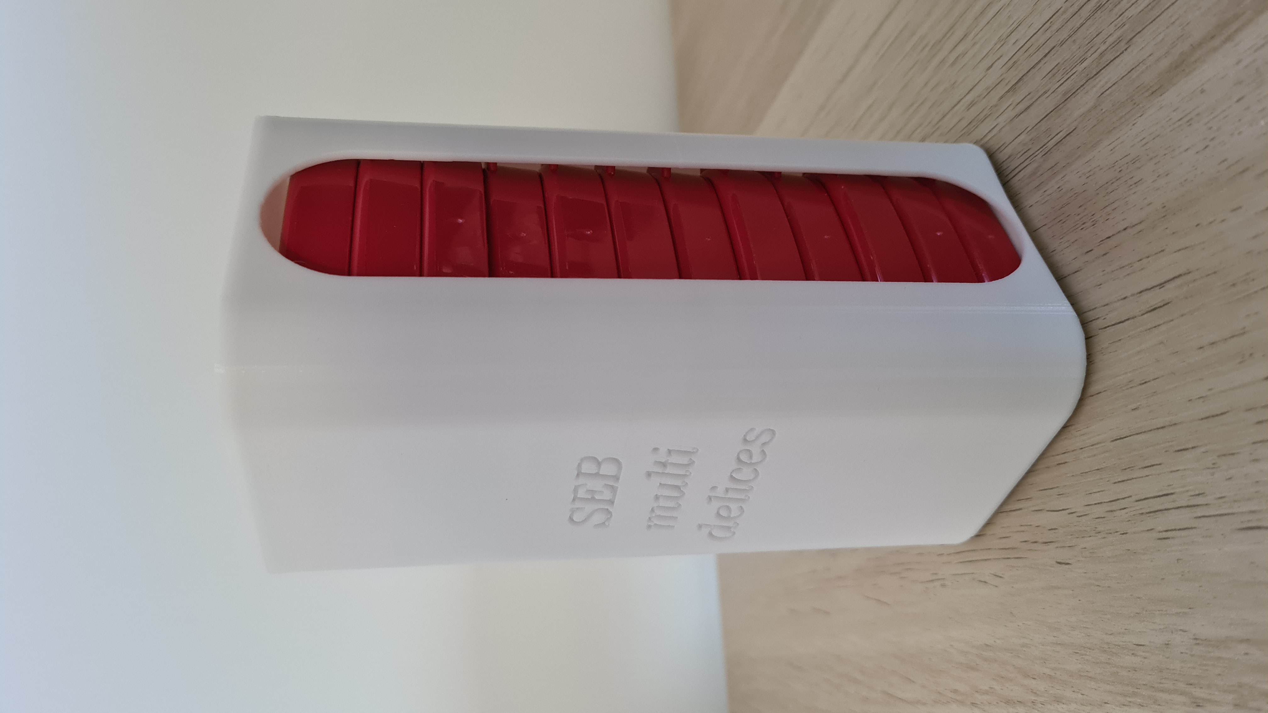 SEB multi délices Boite pour 12 Couvercles - SEB multi délices Box for ...