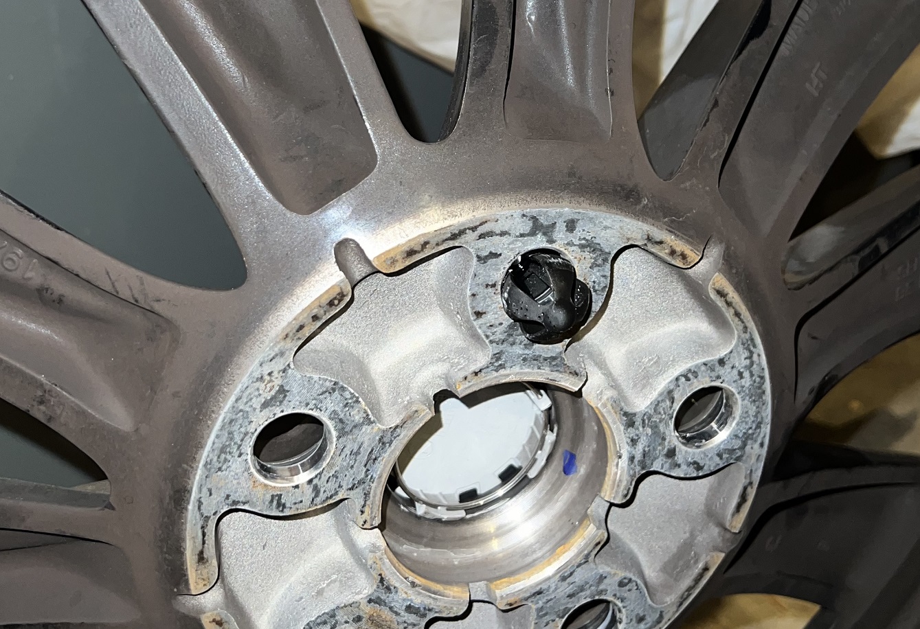 Tire Change Lug Hole Tags by Stefan | Download free STL model ...