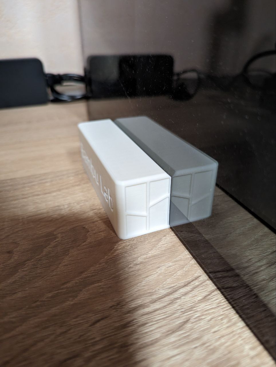 Bambu lab X1C and X1 Lid Top Cover stand by vier2acht | Download free ...
