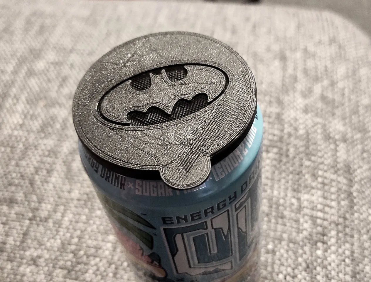 Rugged Can Lid with Batman logo by CapaDIY | Download free STL model ...