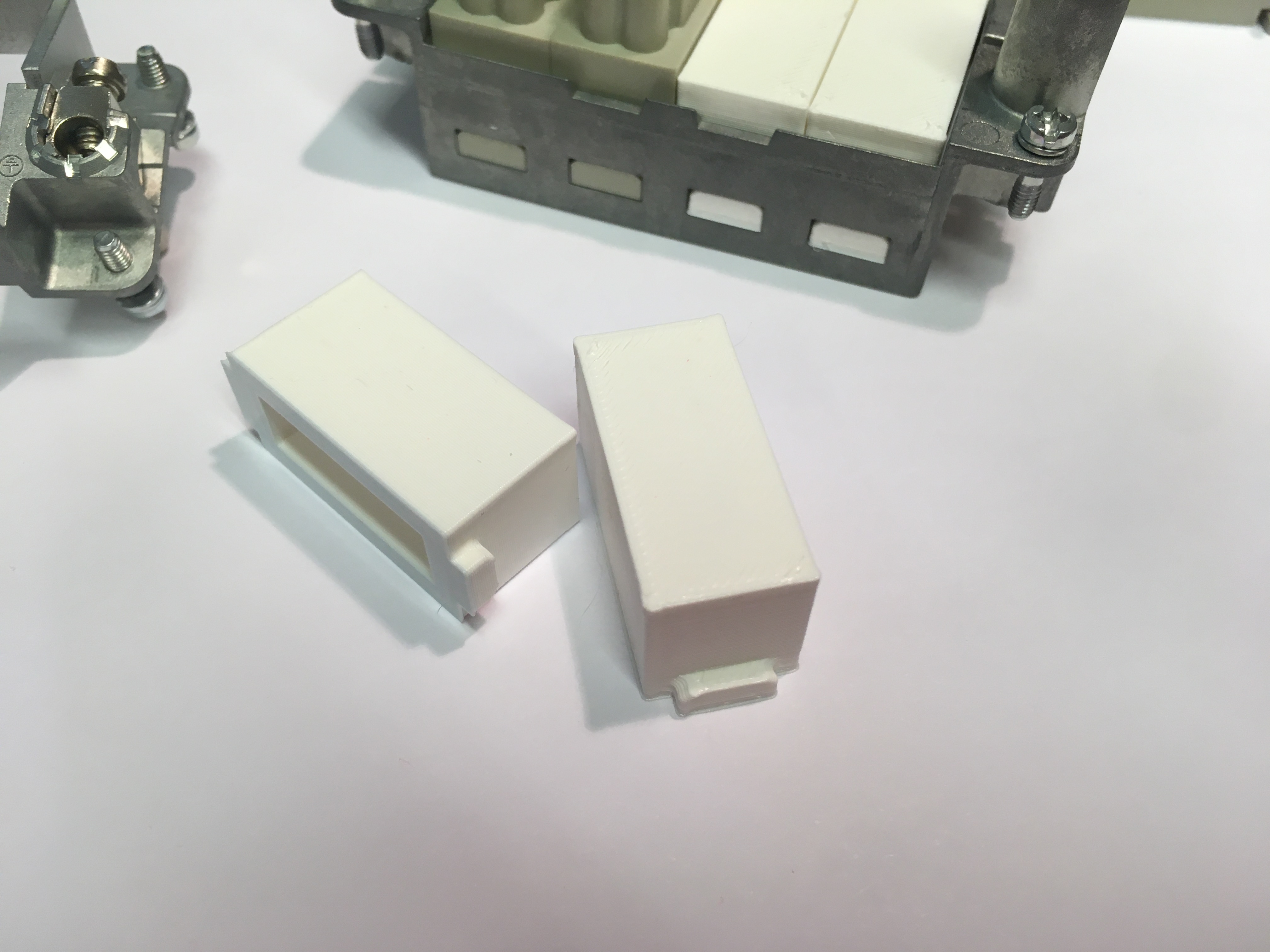 Dummy module for Harting Han-modular connector by SHR3D.eu | Download ...