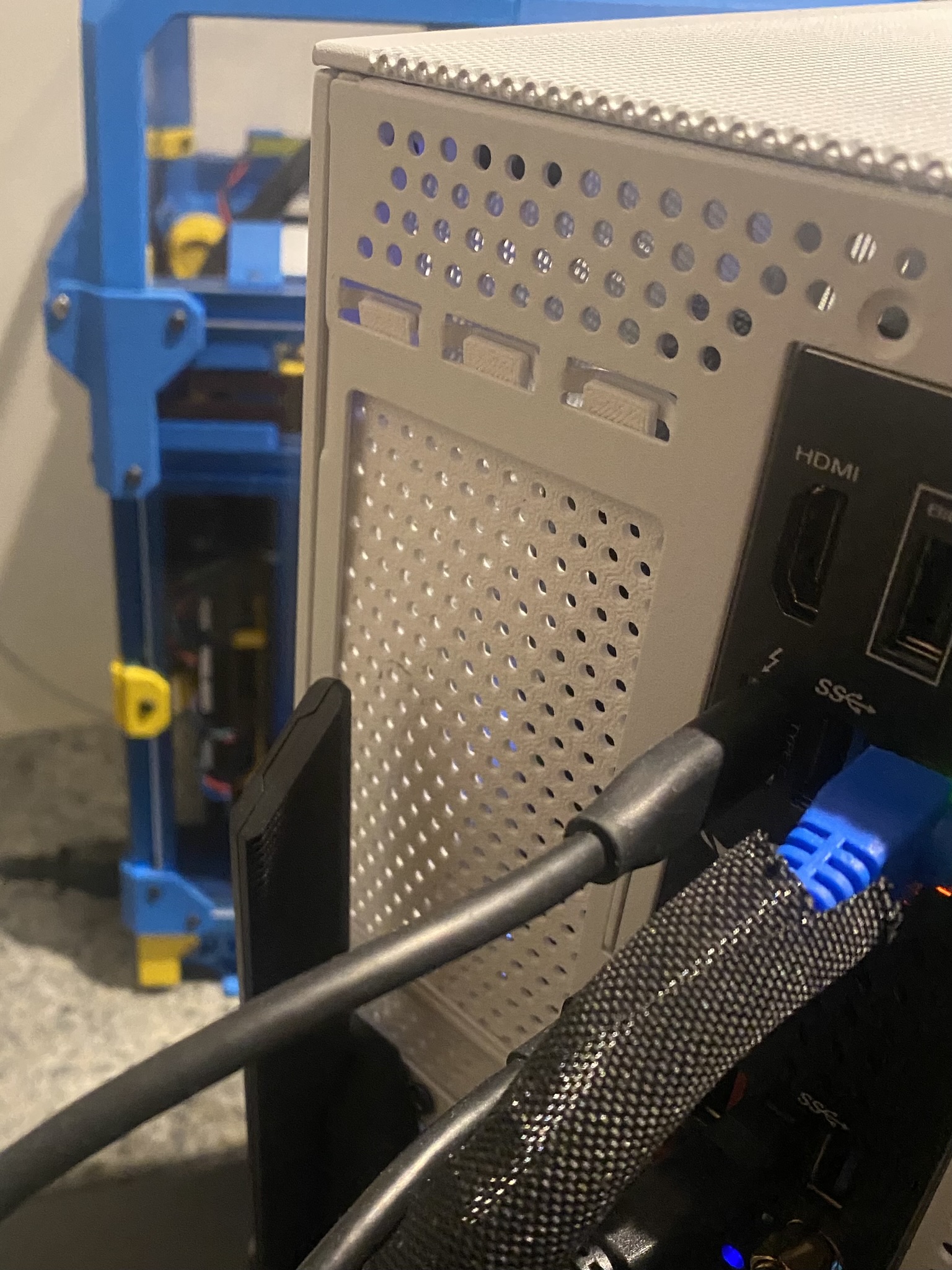 Meshlicious GPU slot fan mod / mesh cover by Calini | Download free STL ...