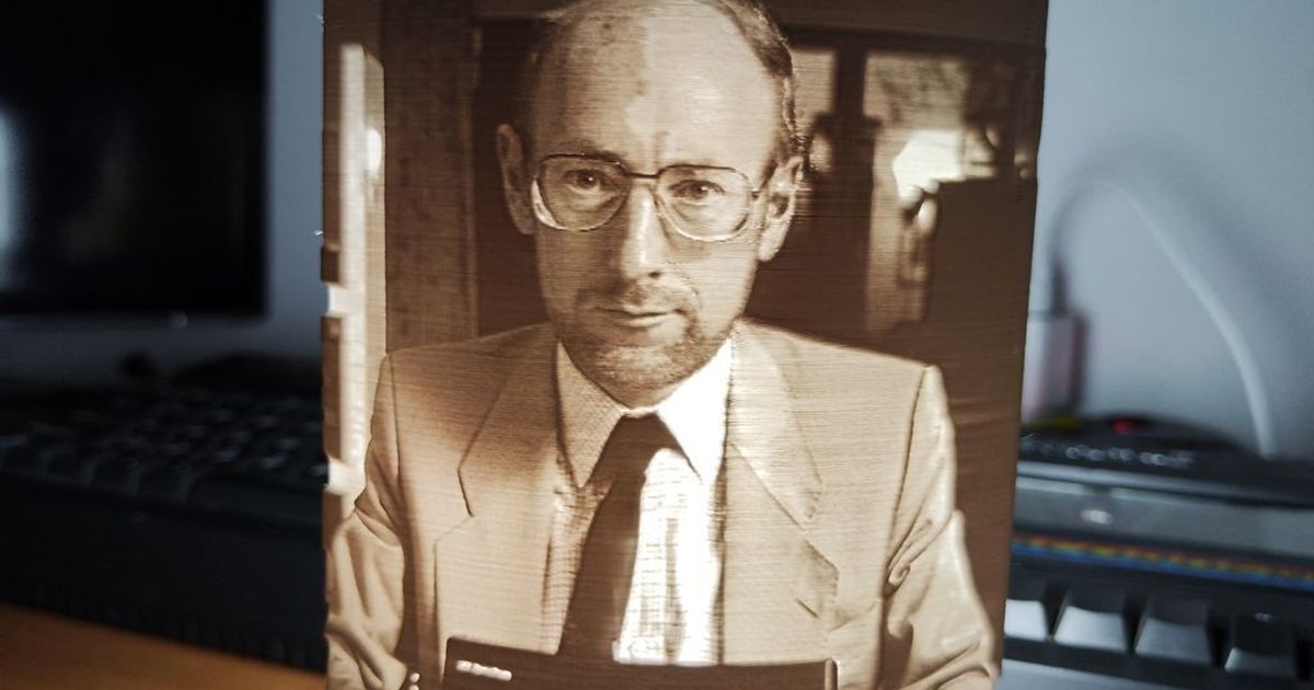 Sir Clive Sinclair Litophane by Profesor | Download free STL model ...