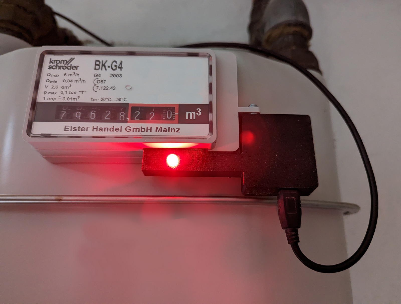 D1 mini v3.0 reed sensor case for a BK-G4 gas meter by Markus Lang ...