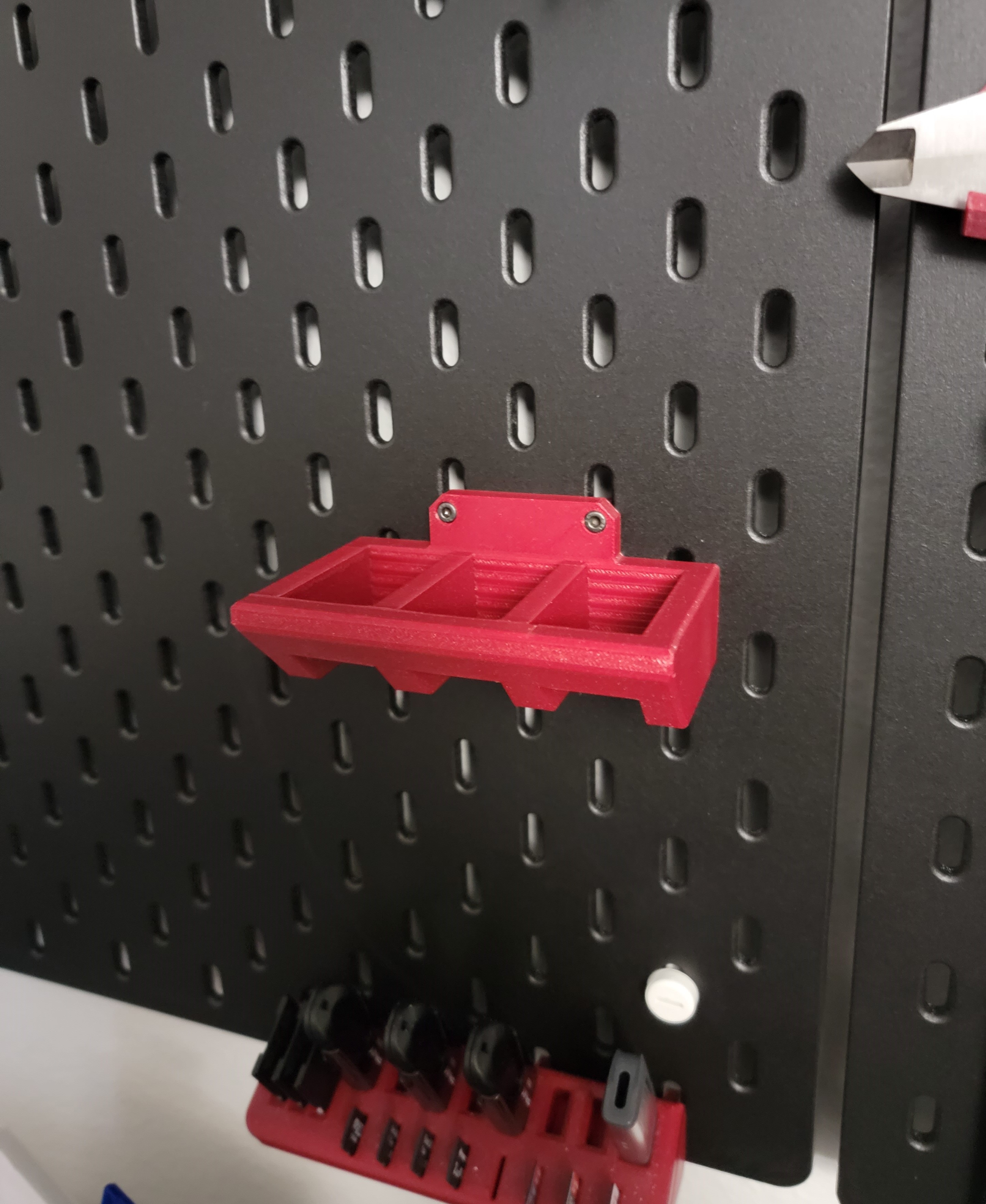 Irwin Pliers Mount for Skadis by moshmast | Download free STL model ...