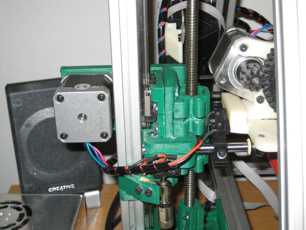 Linear Rail Z Axis for Lulzbot AO-10x and mendelmax printers by Piercet ...