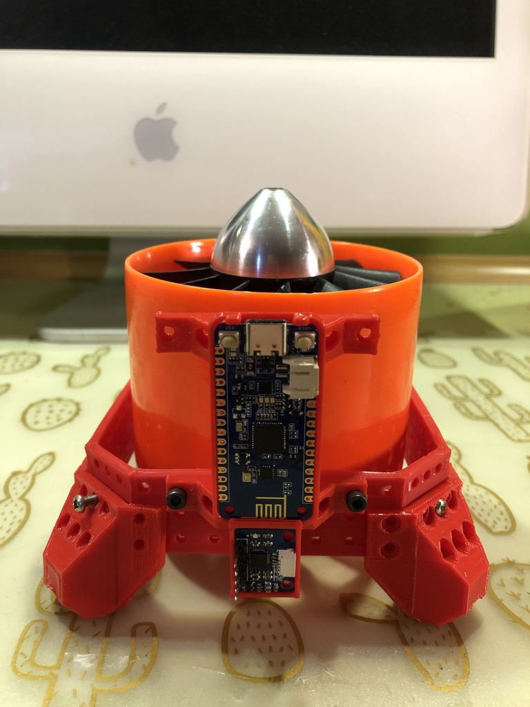 Thrust Vector Control Lander by Kamil G | Download free STL model ...