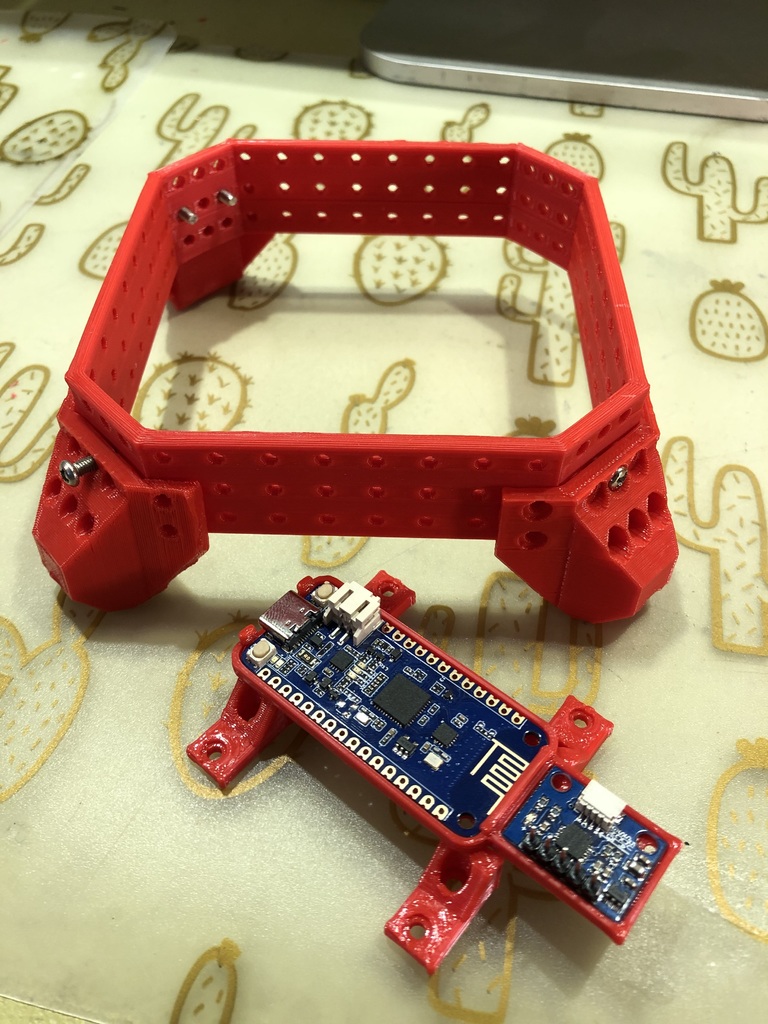 Thrust Vector Control Lander by Kamil G | Download free STL model ...