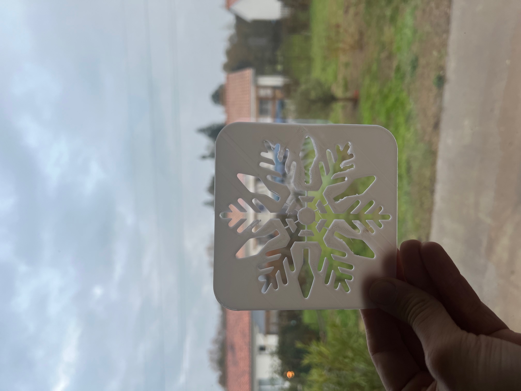 Pochoir Flocon De Neige à Imprimer Gratuit | Chtoby Pomnili