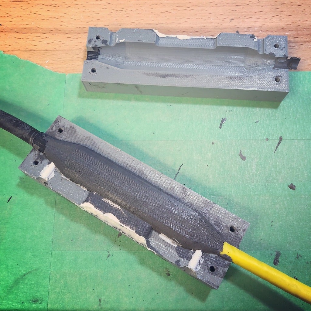 Potting jacket for an 8mm to 10mm or 8 mm to 8mm inline cable splice by ...