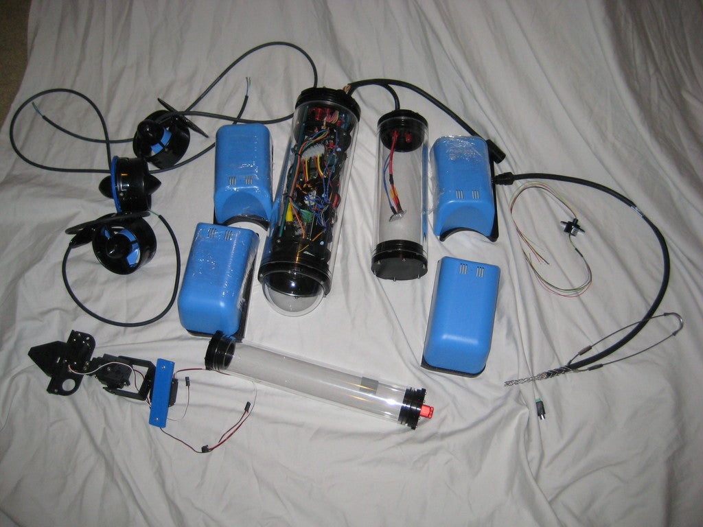 3d printed frames for a Blue Robotics Bluerov 2 by Piercet | Download ...